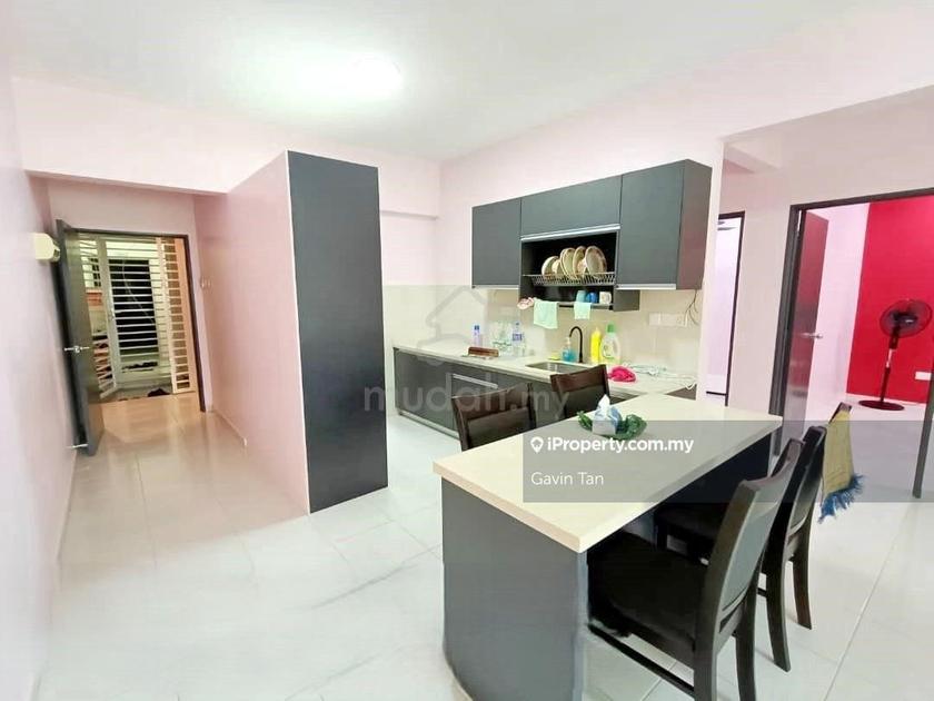 Condominium for sale at Mahsuri Square - RM 420,000 | iProperty Malaysia