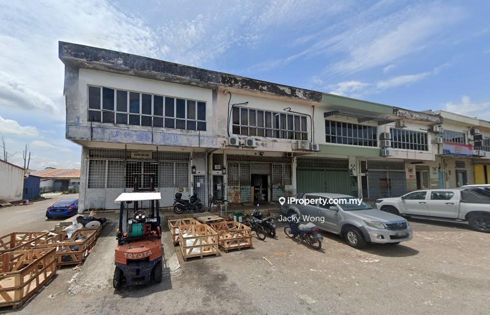 Link Factory for rent at Taman Perindustrian Puchong 1.5 Storey Factory ...