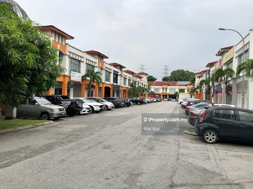 Shop Office for sale at Jalan Tiara, Tiara Square, SIME UEP Industrial ...