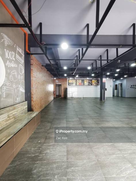 Bangi 2 Adjoining Ground Floor Shop Facing Main Road With Nice ...