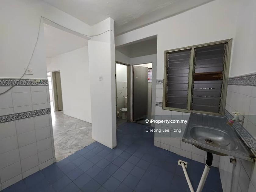 Apartment for sale at Sri Anggerik 1 - RM 445,000 | iProperty Malaysia