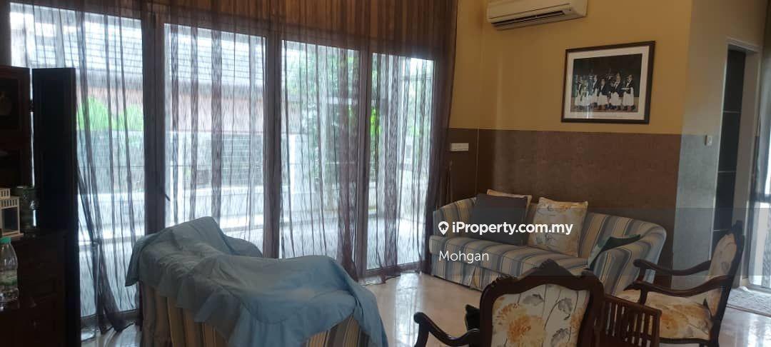 Bungalow for sale at Section 13 Shah ALam KG SAAS Golf course, Shah ...