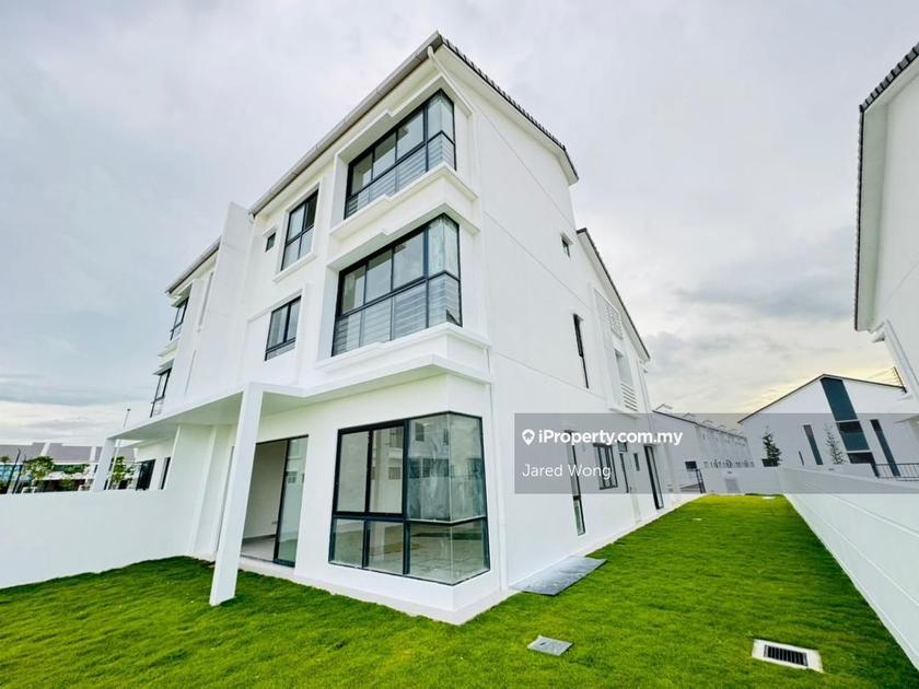 Semi-Detached House for sale at Sejati Lakeside Residence, Cyberjaya ...