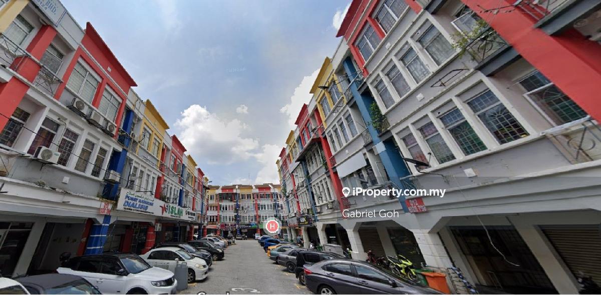 Batu Caves Centerpoint Ground floor shop for rent, Taman Perindustrian ...