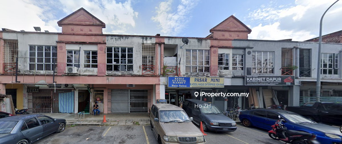 Shop for sale at ROI 4.4 Subang U5 Suria Double Storey Main Road Shop ...