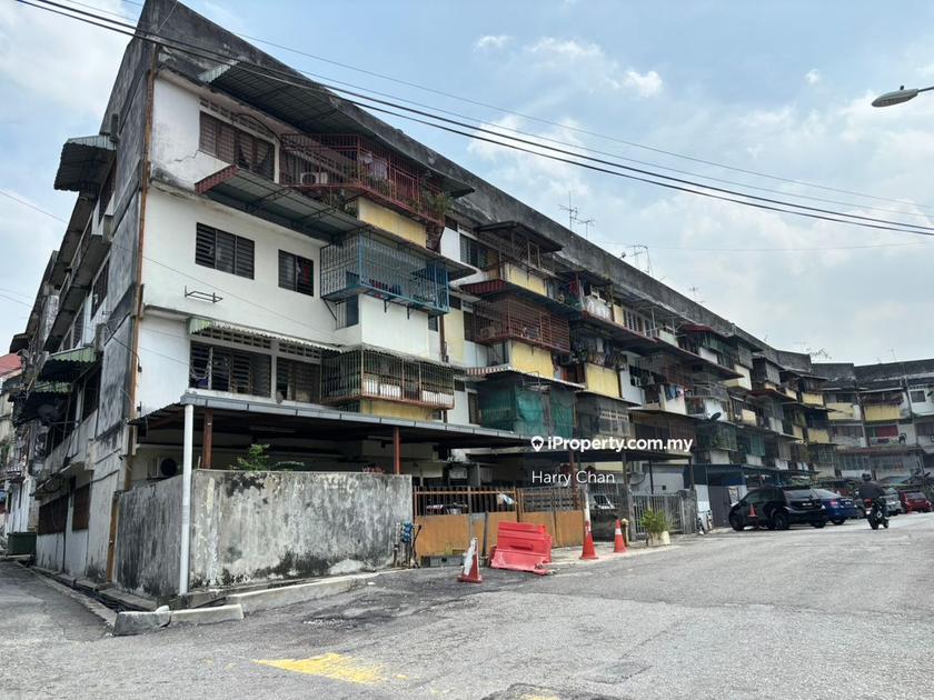 Flat for sale at Jalan Chempedak - RM 430,000 | iProperty Malaysia
