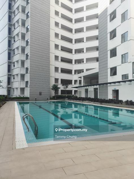 Condominium for rent at Legendview - RM 1,700 per month | iProperty ...