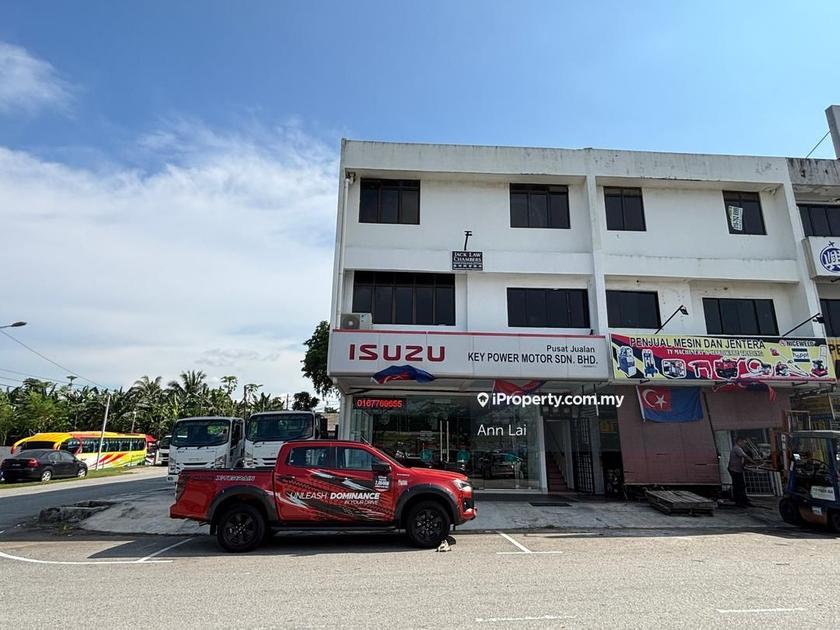 Shop for sale at Saleng Jaya ( Facing Senai Highway / Jalan Besar ) 3 ...