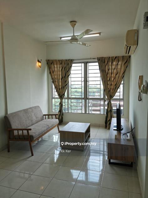 Serviced Residence for rent at E-Tiara - RM 1,950 per month | iProperty ...