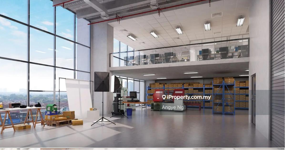 Emhub Emporis Kota Damansara, Modern warehouse Ramp up factory, Kota ...