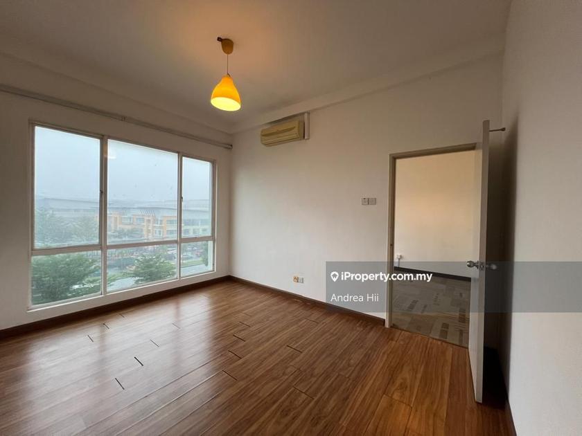 Cova Square, Kota Damansara for sale - RM310000 | iProperty Malaysia