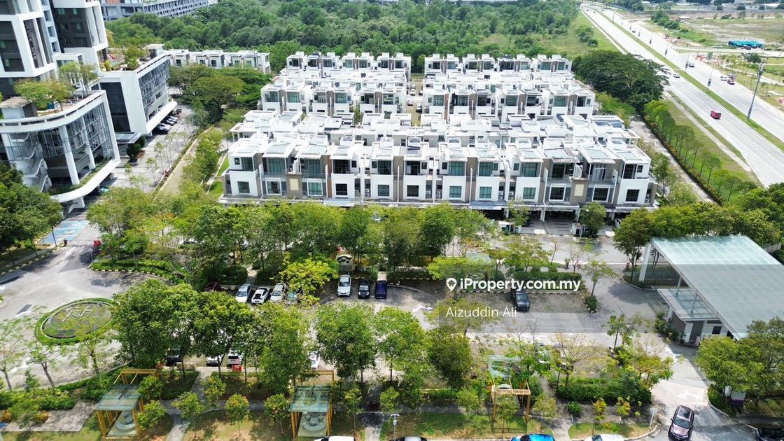 2.5 Storey Lake Point Residence Cyberjaya, Cyberjaya for sale ...