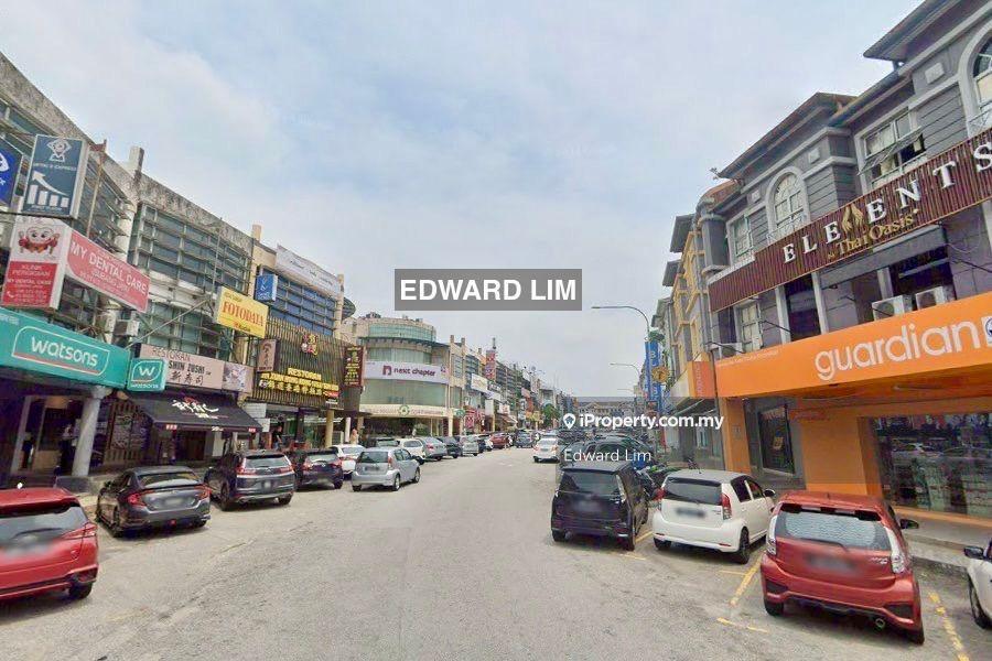 USJ 10, Taipan Business Centre, Facing Main Road, Subang Jaya for rent ...