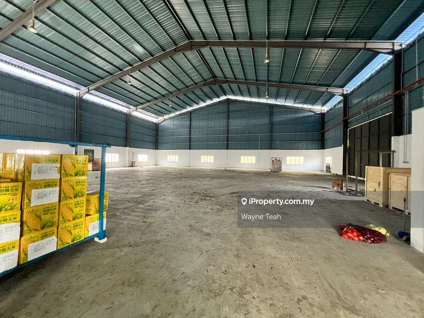 Detached Factory for rent at Jalan TUDM, Kampung Baru Subang, Sungai ...