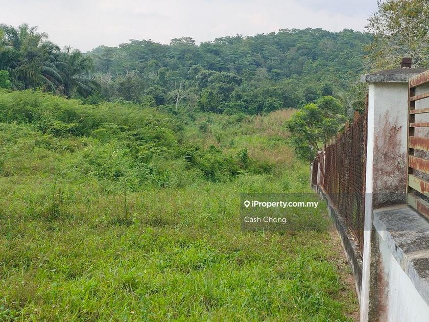 Kampung Sungai Merab, Dengkil for sale - RM2300000 | iProperty Malaysia