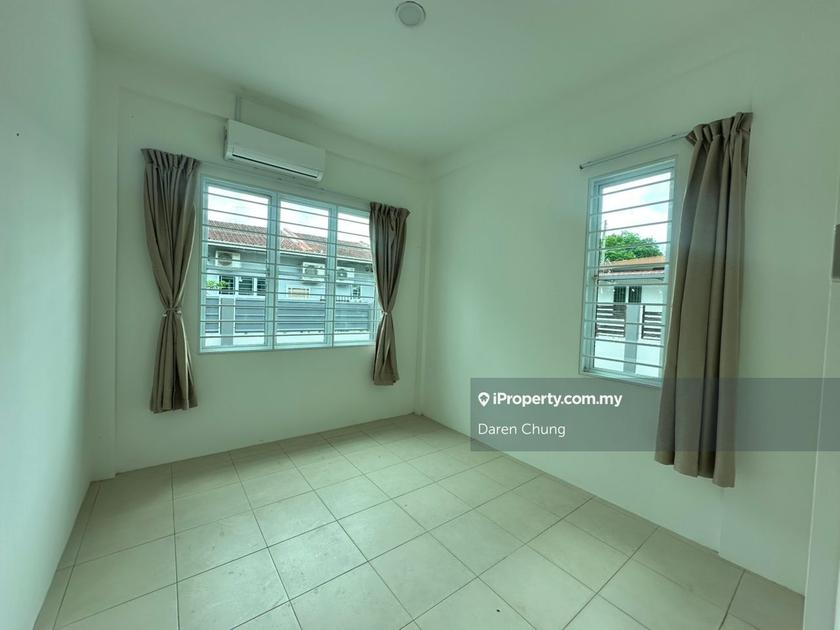 Semi-detached House for rent at Jalan dato Muhammad musa, Kuching - RM ...