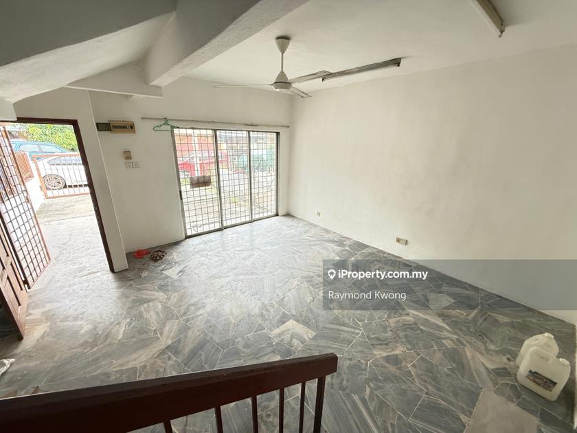 2-sty Terrace/Link House for sale at Taman Desa Serdang, Seri Kembangan ...