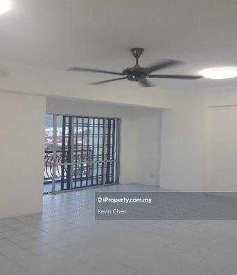 Condominium for rent at Estana Court - RM 1,400 per month | iProperty ...