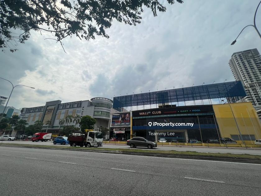 11,843sf Commercial Showroom Space, USJ 1 next to Mydin, Giant, Damen ...