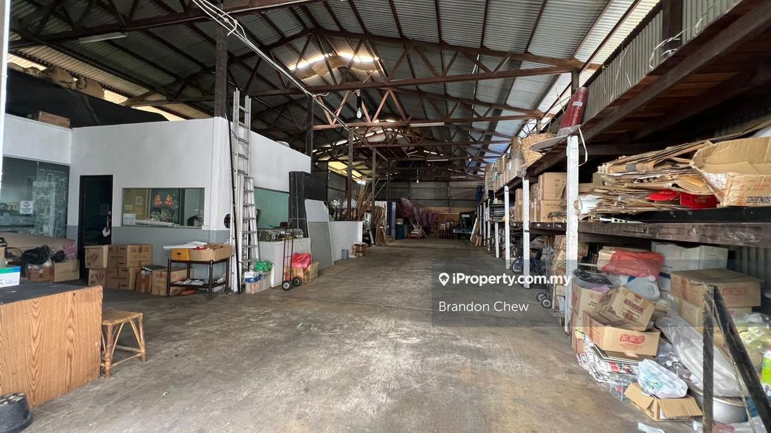 Taman Supreme, Kuching Warehouse for rent | iProperty.com.my