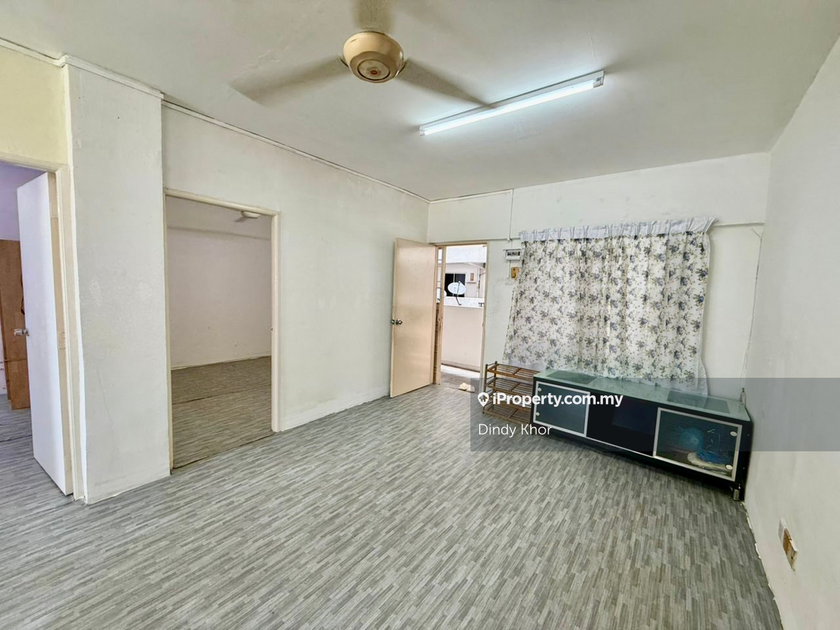 Flat for rent at Desa Ixora - RM 650 per month | iProperty Malaysia