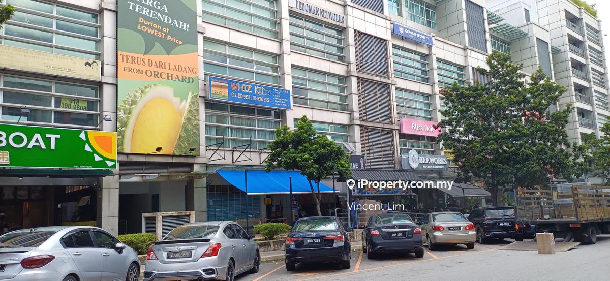 Puchong Jaya, Jln kenari Facing Busy Main road. Ground and first floor ...