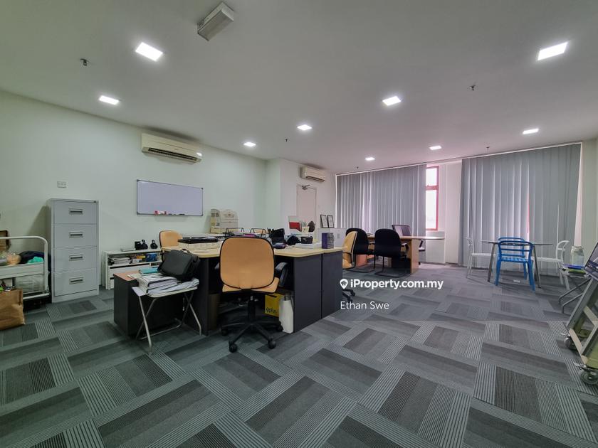 Office for sale at Renovated Office Face Mainroad, In Damansara Intan ...