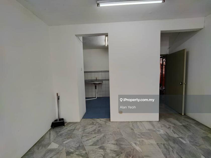 Apartment for sale at Sri Anggerik 2 - RM 440,000 | iProperty Malaysia
