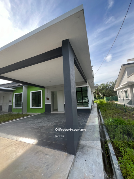 Semi-Detached House for sale at Kampung Merlimau Pantai, Merlimau - RM ...