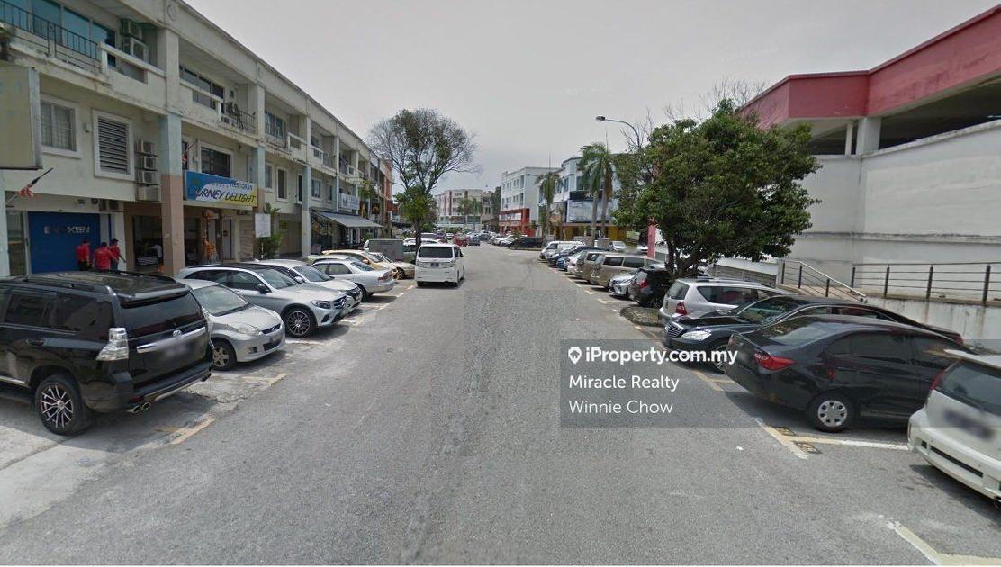 Shop Office for sale at 3 Storey Jalan Anggerik Vanilla Kota kemuning ...