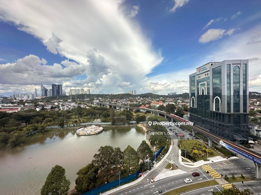 Office for sale at Amcorp Trade Centre, Amcorp Tower, Menara Amcorp, PJ ...