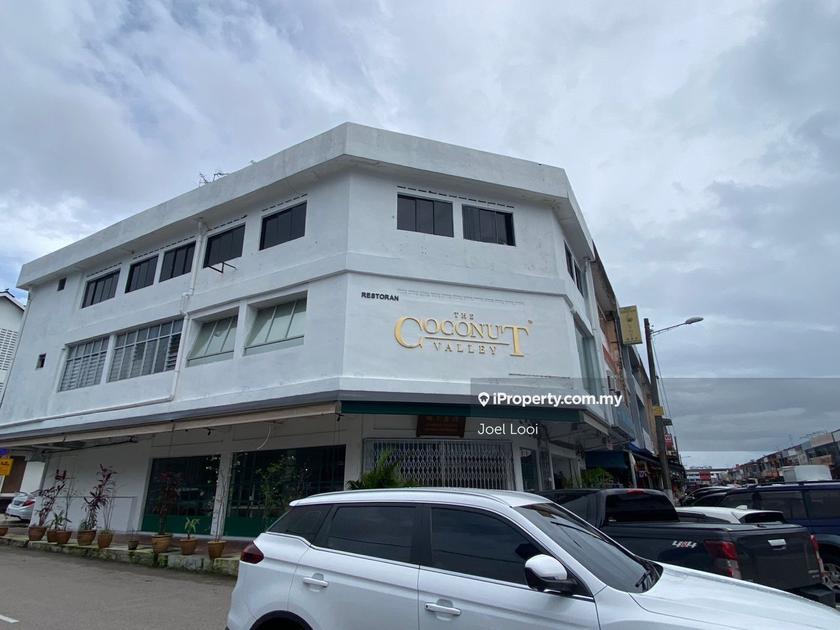 Shop for rent at Jalan Dedap, Johor Jaya - RM 15,500 per month ...