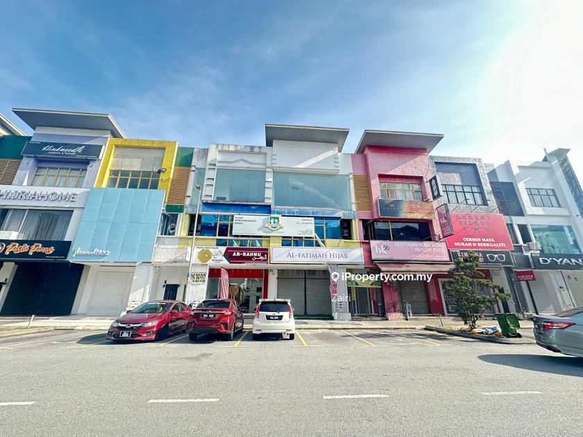 Shop for rent at Ground Floor, Hot Area Seksyen 7 Jalan Plumbum JAKEL ...