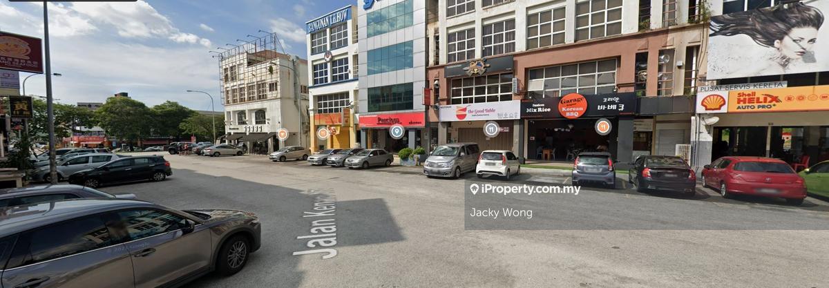 Corner Ground Floor Shoplot Jalan Kenari, Pusat Bandar Puchong Jaya ...