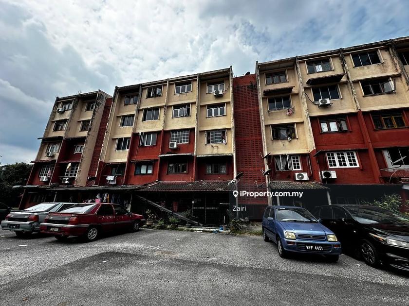Flat for sale at Seksyen 19 Shah Alam - RM 250,000 | iProperty Malaysia