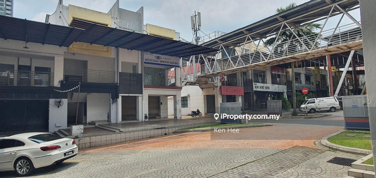 Putra Walk @ Seri Kembangan Office with Partition Aircond, Putra Walk ...