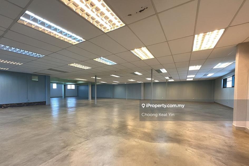 Shop for rent at Jalan Gangsa - RM 15,000 per month | iProperty Malaysia