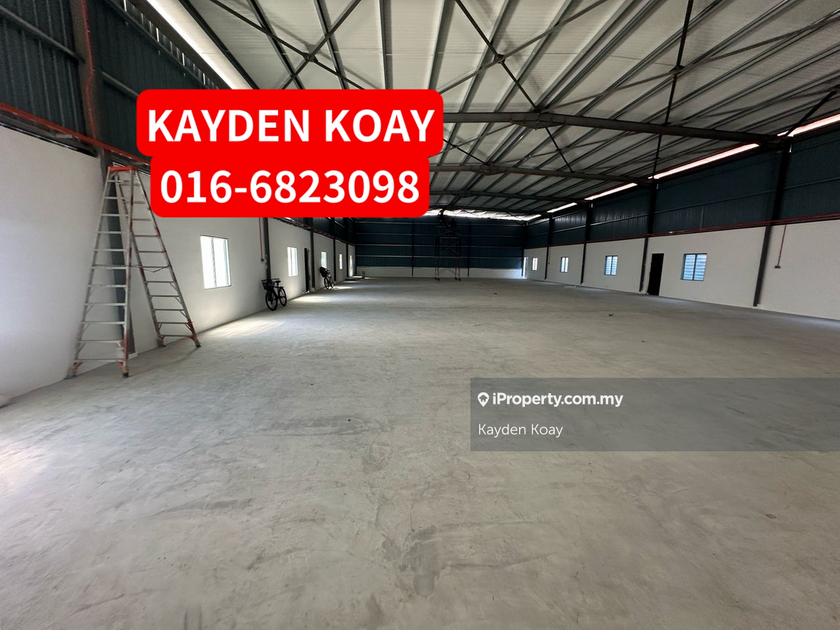 Warehouse for rent at Permatang Damar Laut, Batu Maung - RM 26,800 per ...