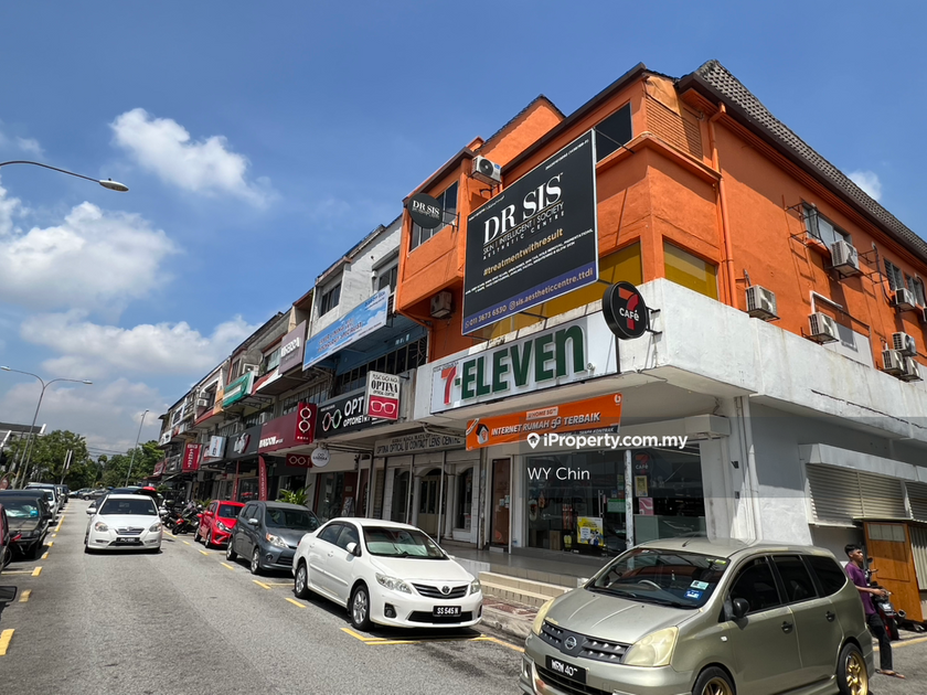 3 STOREY RARE UNIT MAIN ROAD FRONTAGE VALUE BUY,TAMAN TUN DR ISMAIL ...