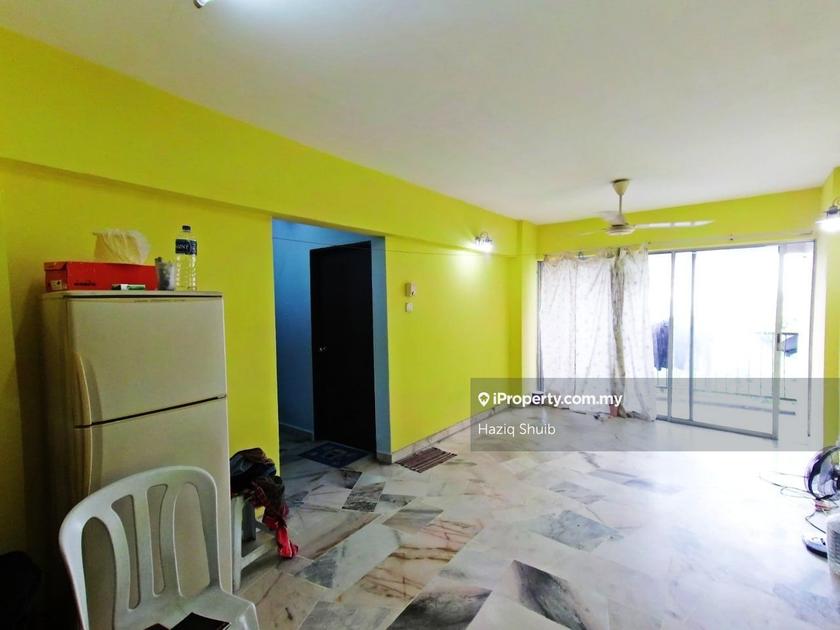 Apartment for sale at Vista Angkasa - RM 350,000 | iProperty Malaysia