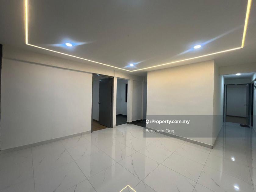Flat for sale at Stulang Laut - RM 248,000 | iProperty Malaysia