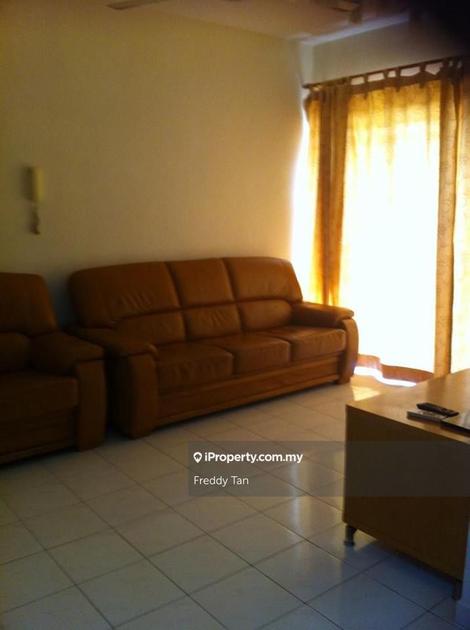 Condominium for sale at Villa Emas - RM 420,000 | iProperty Malaysia