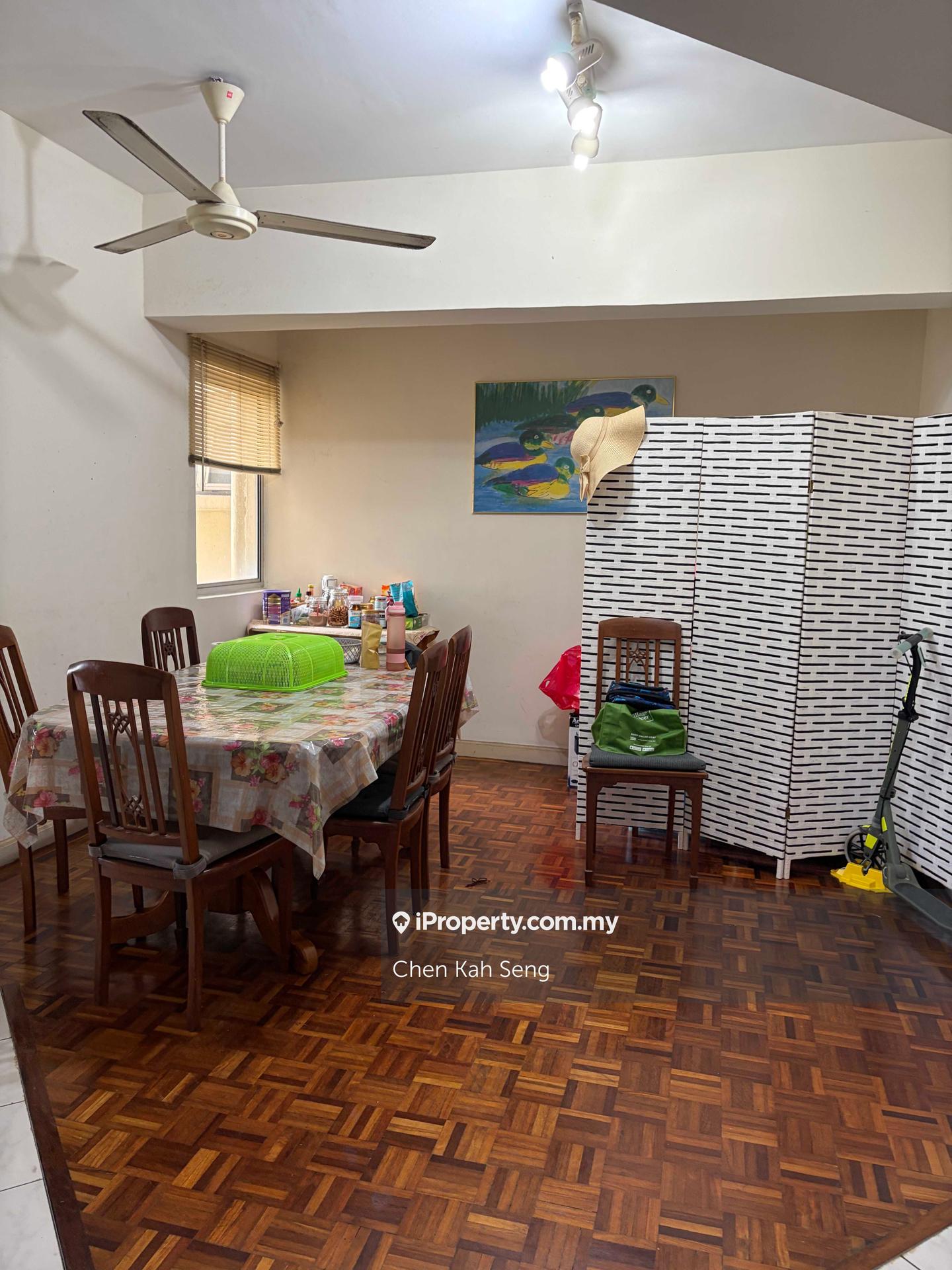 Condominium for Sale in Pantai Panorama Condominiums by Chen Kah Seng