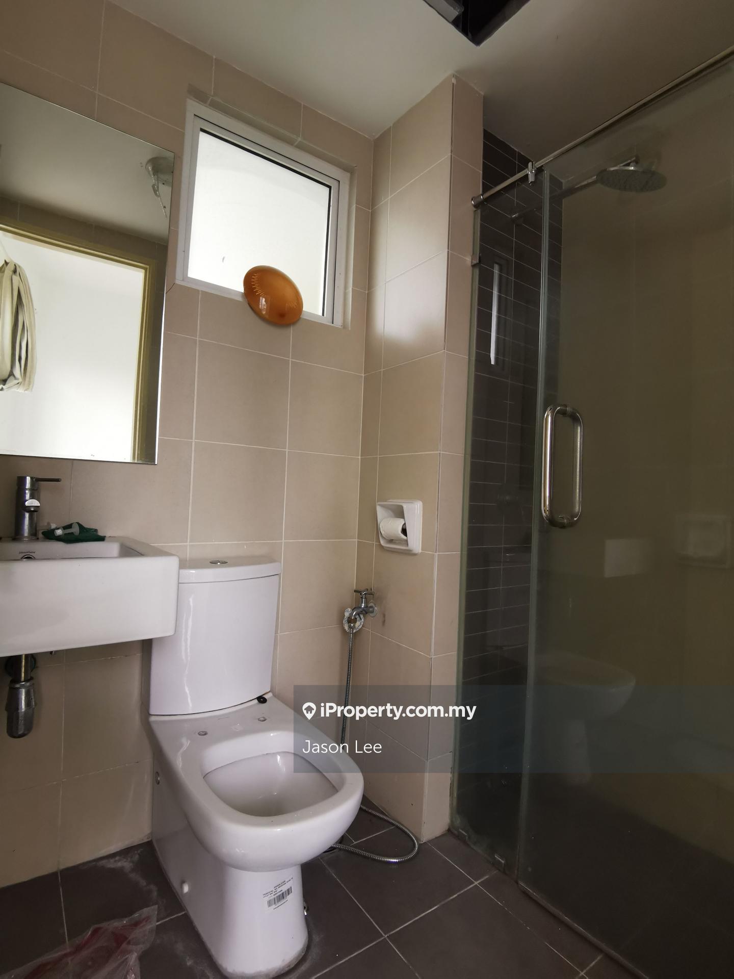 Service Residence for Sale in Tiara Mutiara / The Crown by Jason Lee
