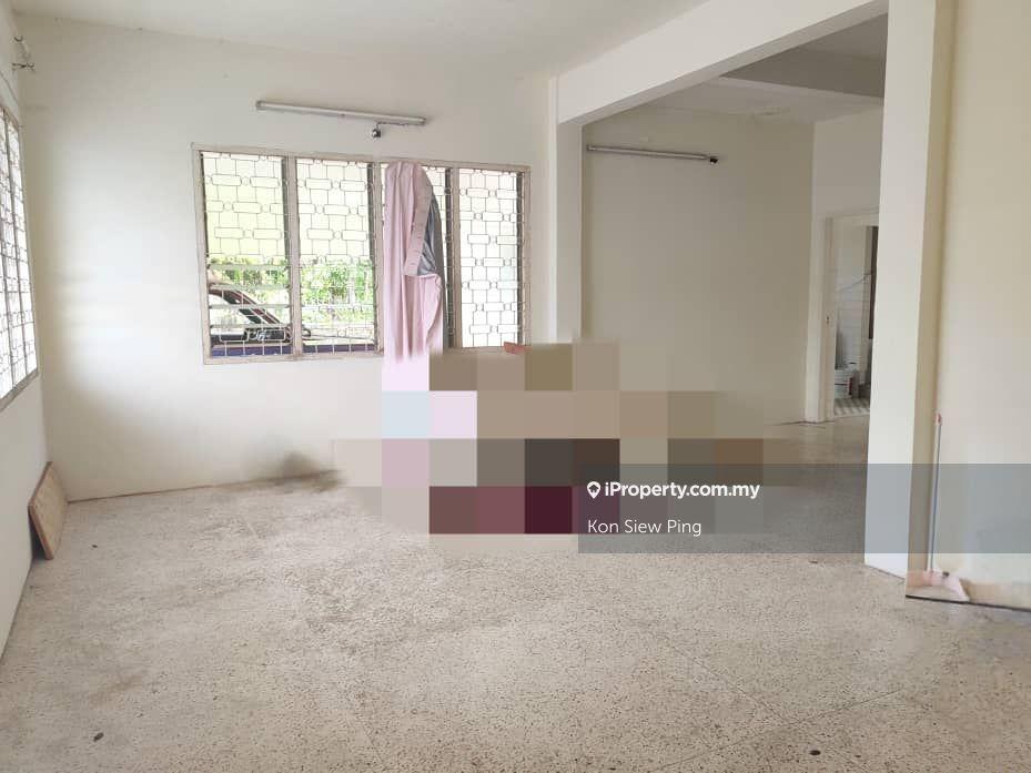 Semi-Detached House for Sale in Kuching, Sarawak by Kon Siew Ping