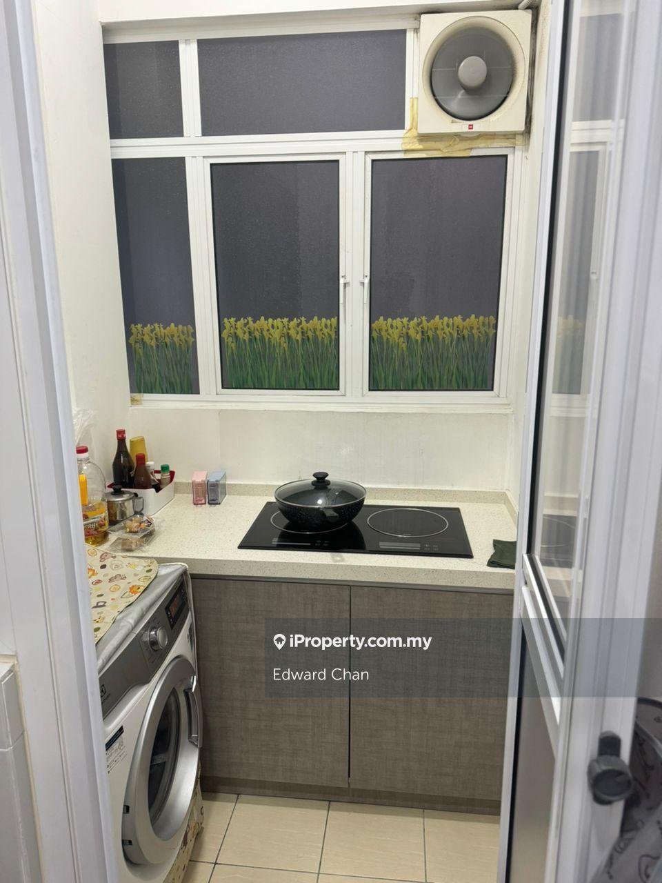 Service Residence for Sale in Desa Green by Edward Chan