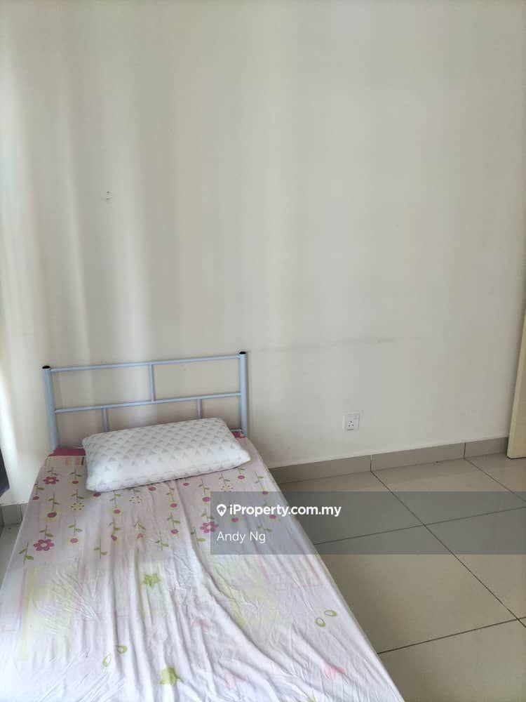 Service Residence for Sale in OUG Parklane by Andy Ng