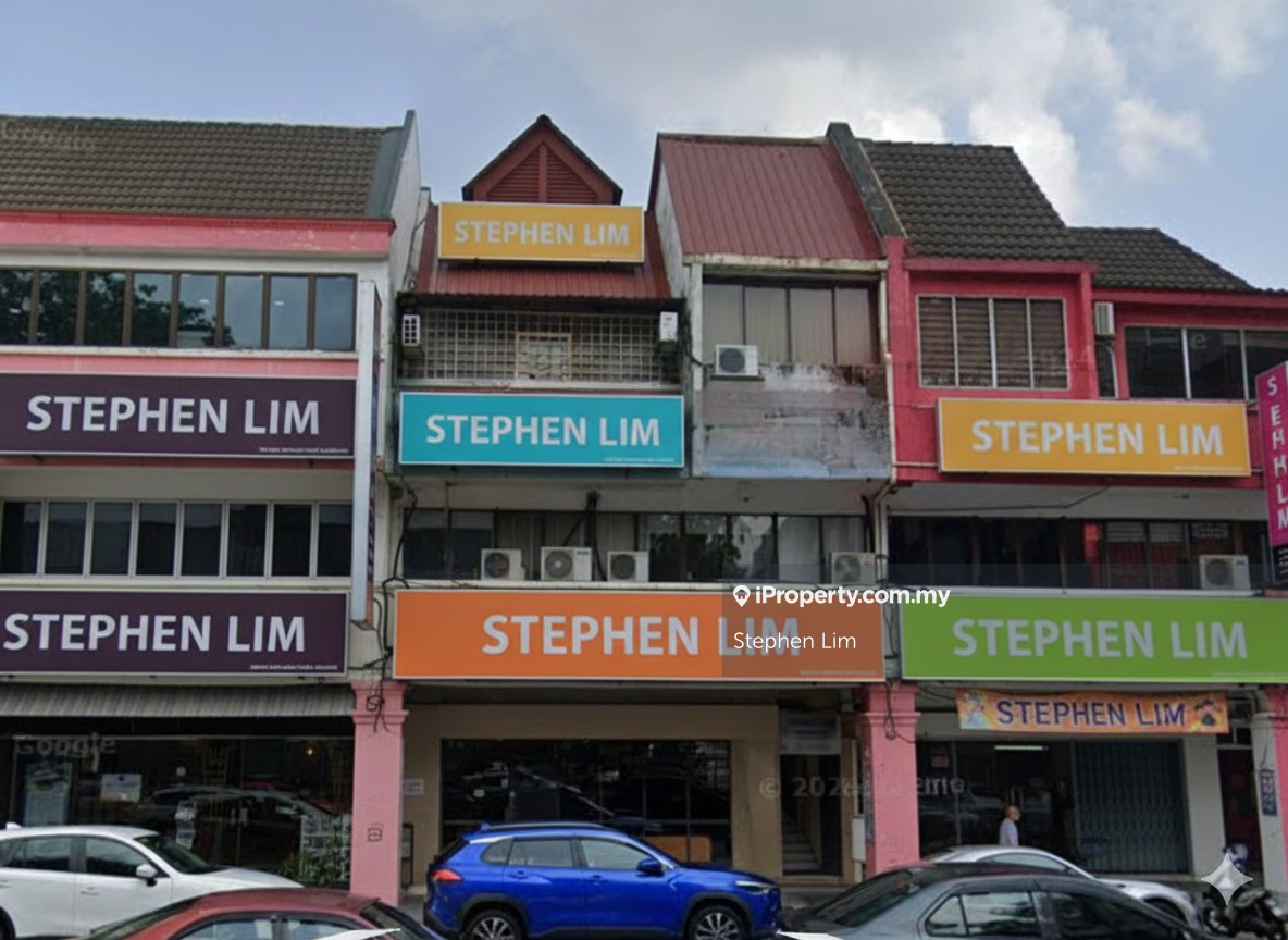 Kedai untuk Disewa di Taman Tun Dr. Ismail, Kuala Lumpur oleh Stephen Lim