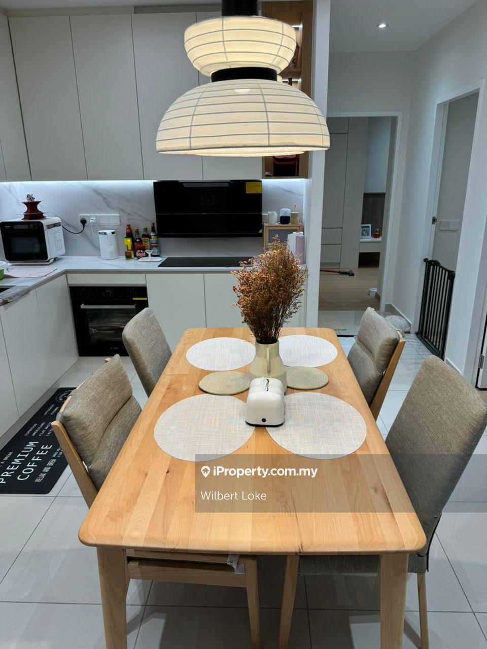 Residensi Servis untuk Disewa di Henna Residence @ The Quartz WM oleh ...