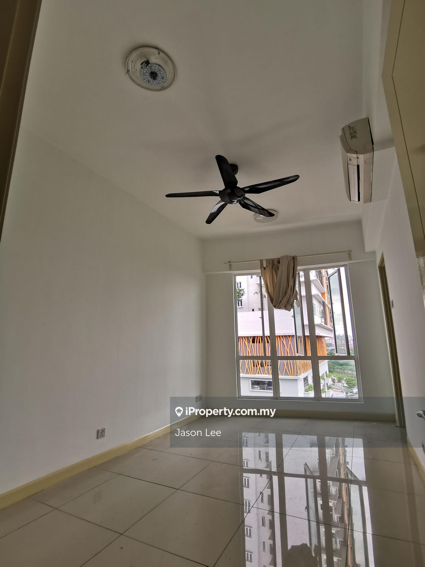 Service Residence for Sale in Tiara Mutiara / The Crown by Jason Lee